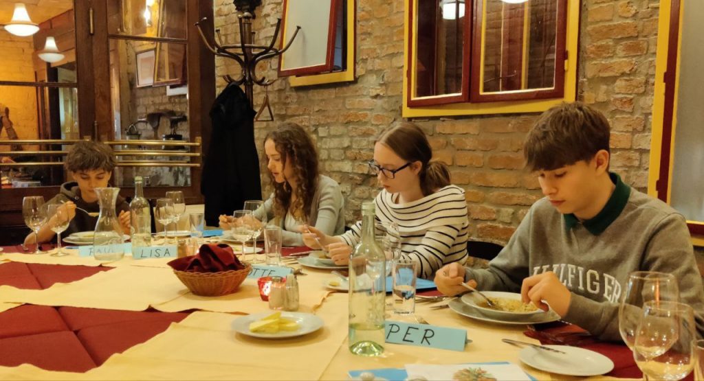 Knigge für Kinder und Jugendliche – Christine Unger